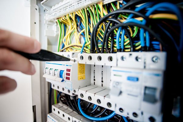 Step-by-Step Guide to Electrical Installation for New Construction